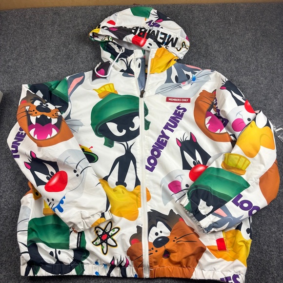 Warner Bros. | Jackets & Coats | Warner Brothers Looney Tunes Members ...